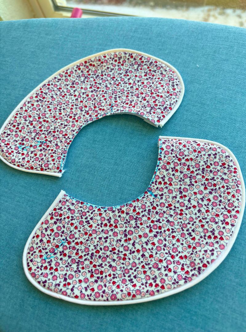 How to Sew a Child's Dress Collar with Piping | Joyous Home